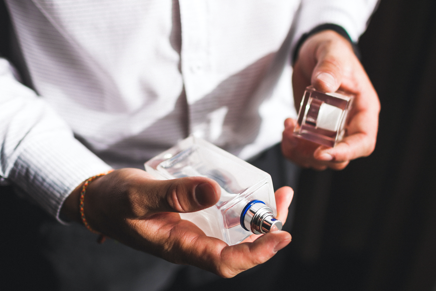 How to Buy and Apply Men’s Cologne: A Detailed Guide to Fragrance Usage ...